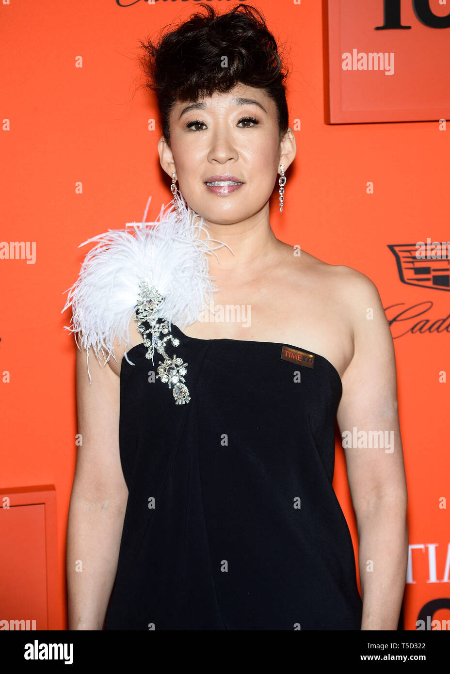 MANHATTAN, NEW YORK CITY, NEW YORK, USA - APRIL 23: Actress Sandra Oh ...