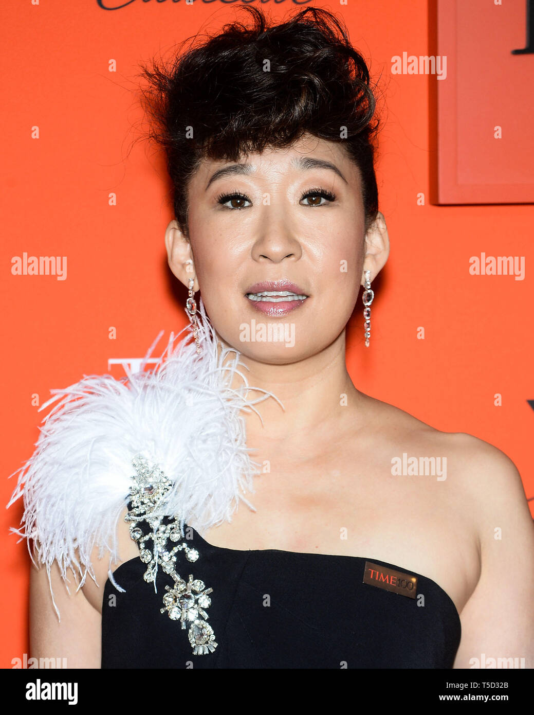 MANHATTAN, NEW YORK CITY, NEW YORK, USA - APRIL 23: Actress Sandra Oh ...