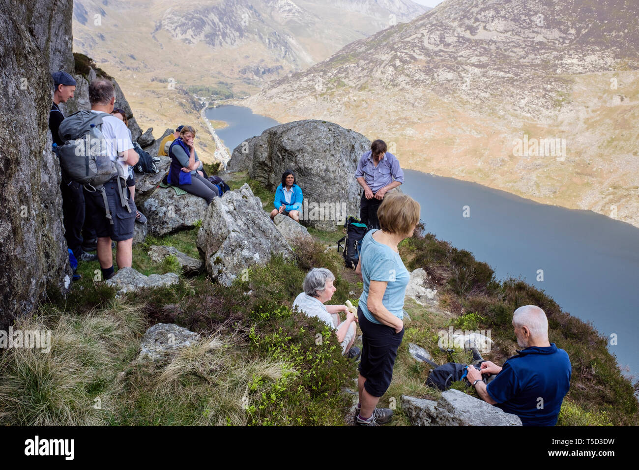 Tryfan walkers hi-res stock photography and images - Alamy
