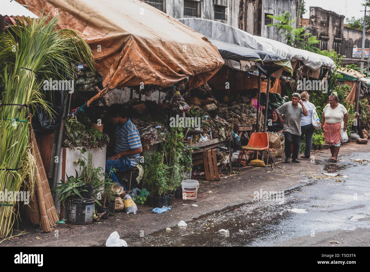 Mercado 4 hi-res stock photography and images - Alamy