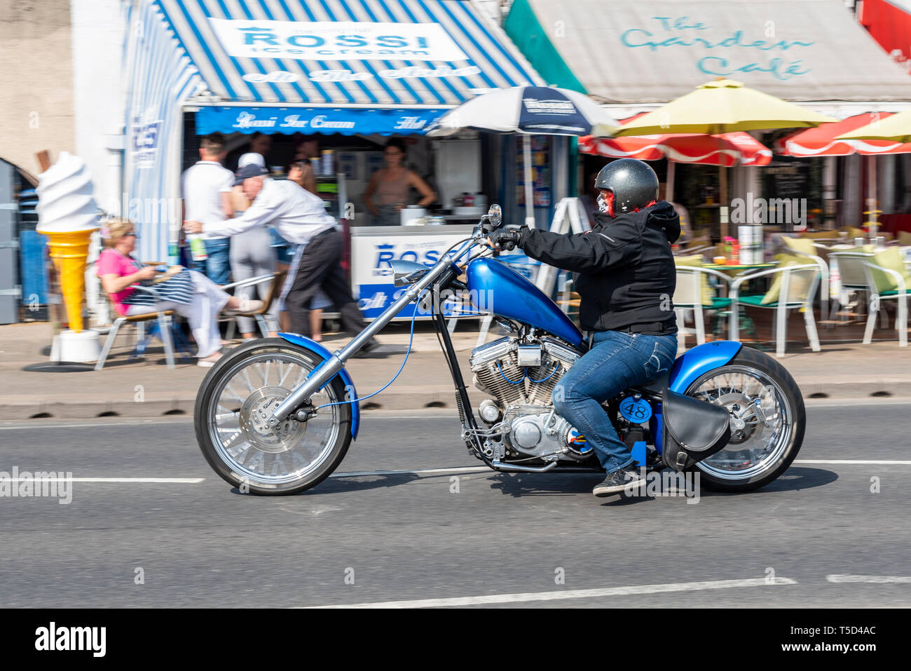 Custom V twin motorbike being ridden at the Southend Shakedown ...