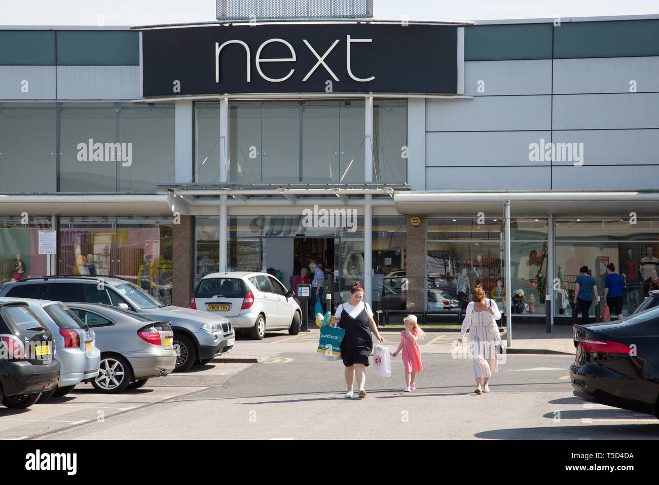 Parkgate shopping park hi-res stock photography and images - Alamy