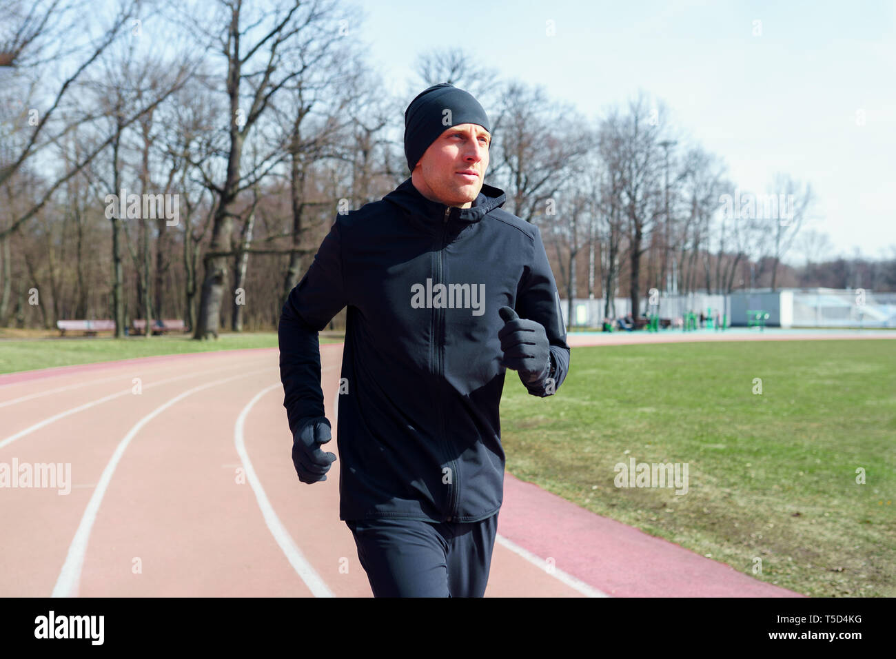 Athletic man spring hi-res stock photography and images - Alamy