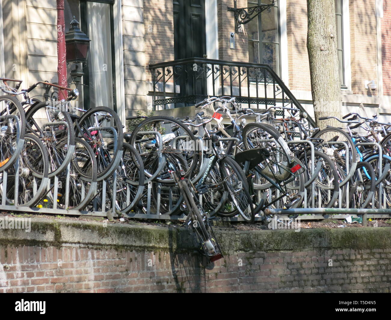 Falling over bike hi-res stock photography and images - Alamy