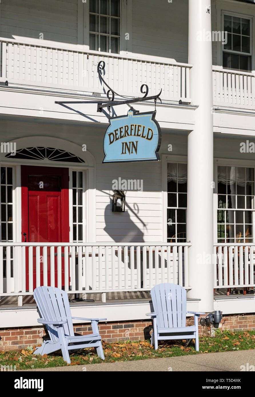 Historic deerfield hi-res stock photography and images - Alamy