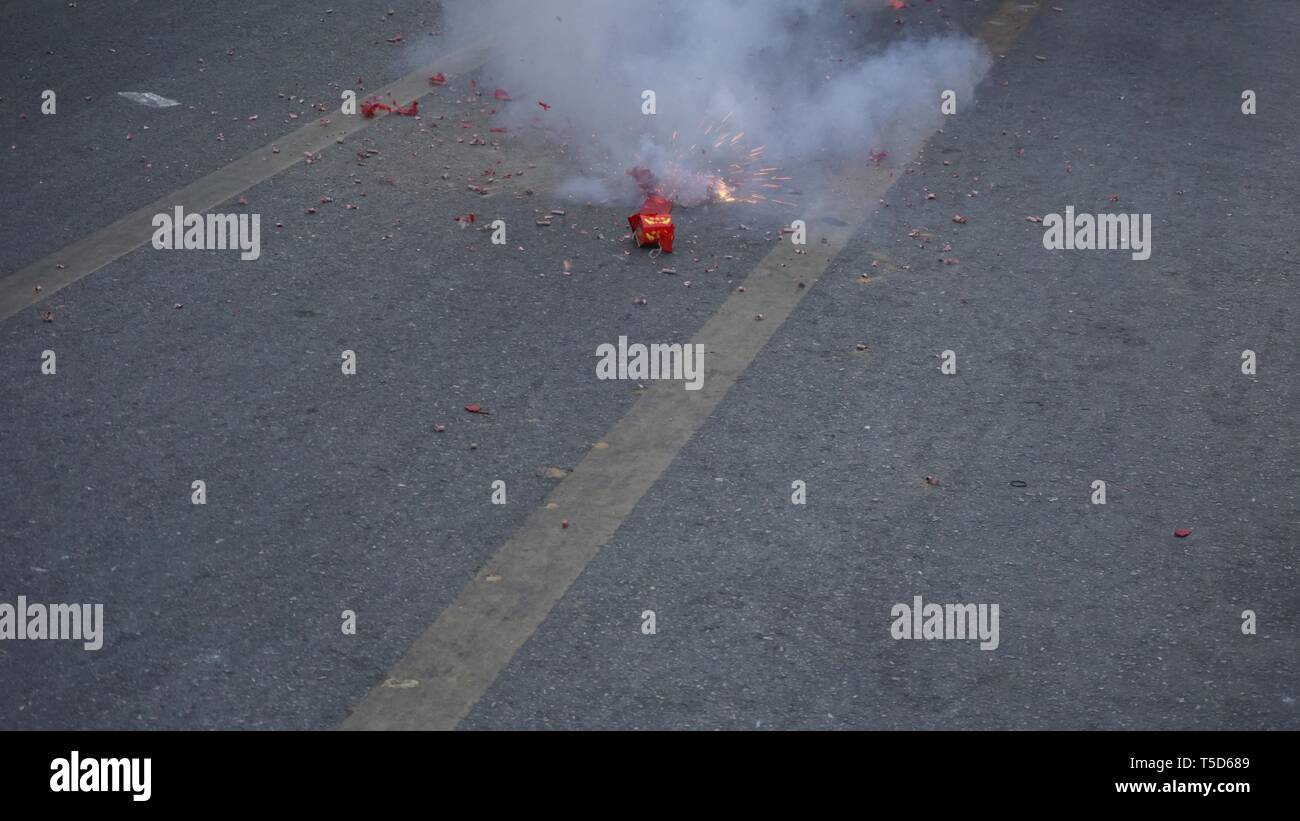 Firecracker china hi-res stock photography and images - Alamy