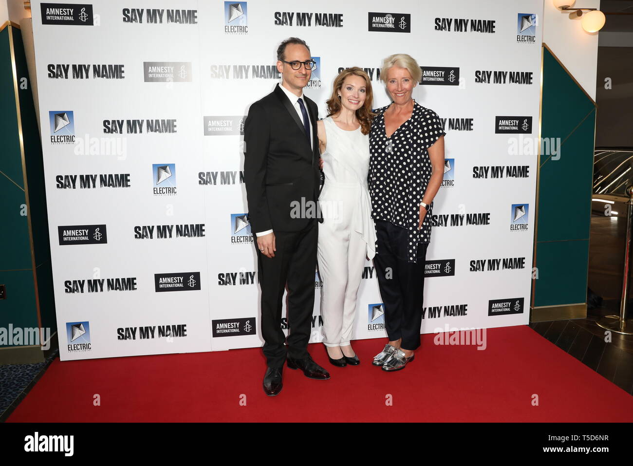 (left to right) Film director Jay Stern, Lisa Brenner and Emma Thompson ...
