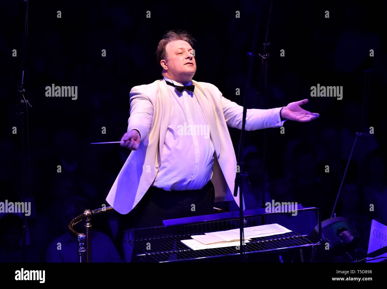 Conductor Michael Seal conducts the City of Birmingham Symphony ...