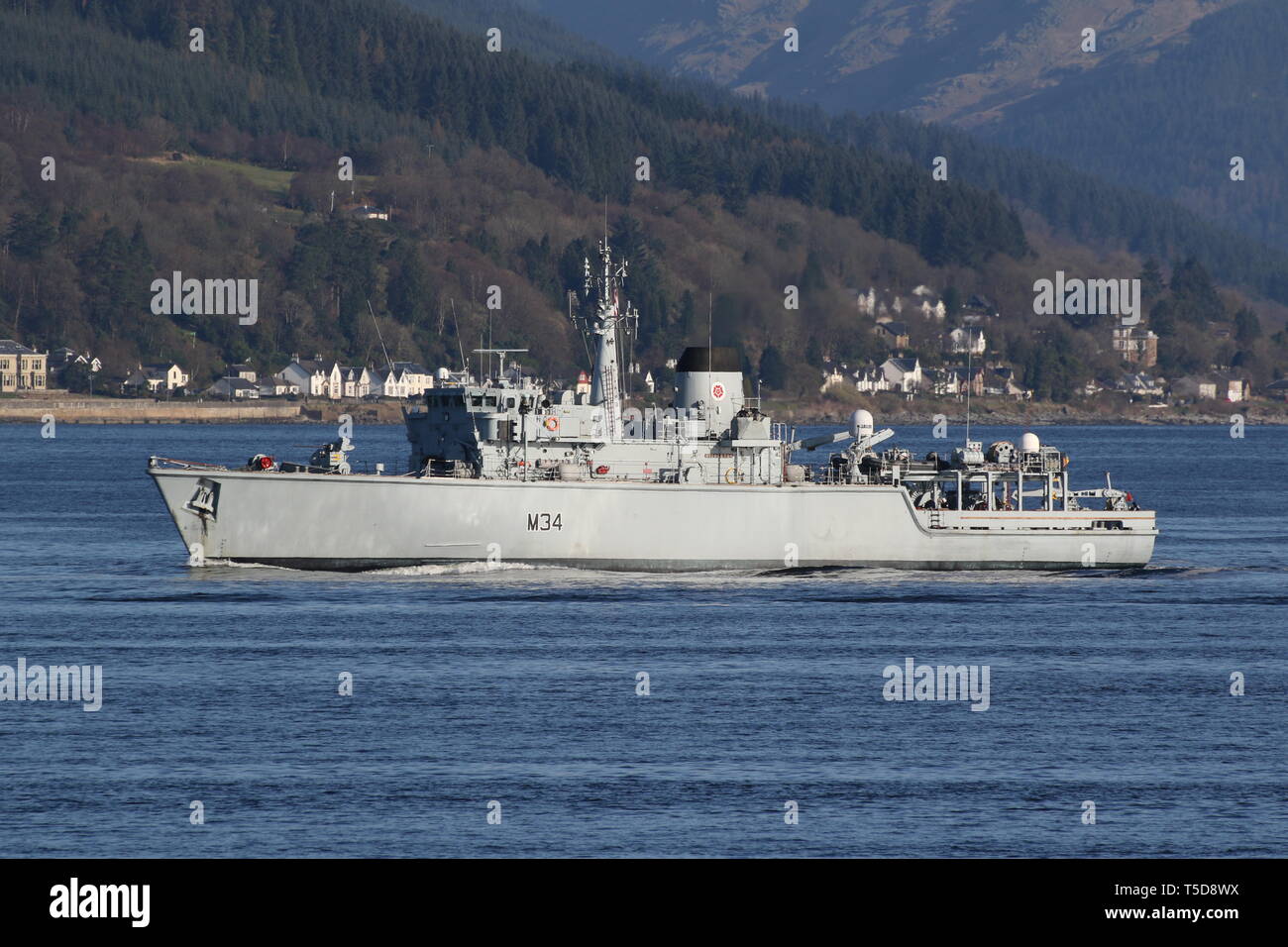 HMS Middleton (M34), a Hunt-class mine countermeasures vessel operated ...