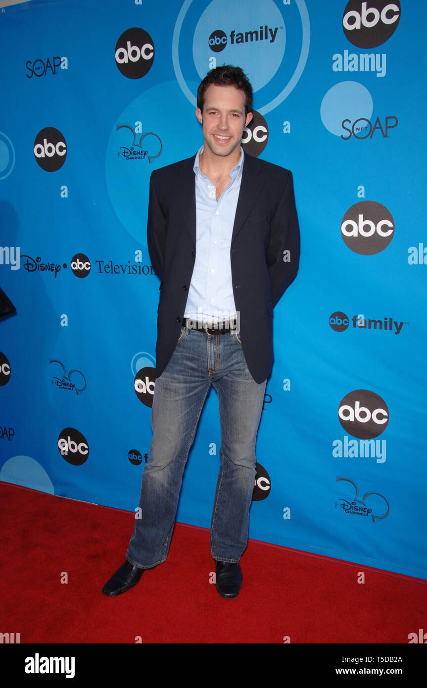 LOS ANGELES, CA. July 20, 2006: Notes From the Underbelly star PETER ...