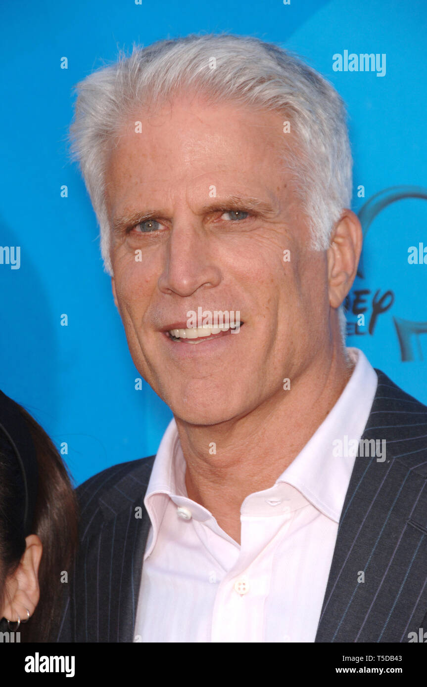 Paul danson hi-res stock photography and images - Alamy