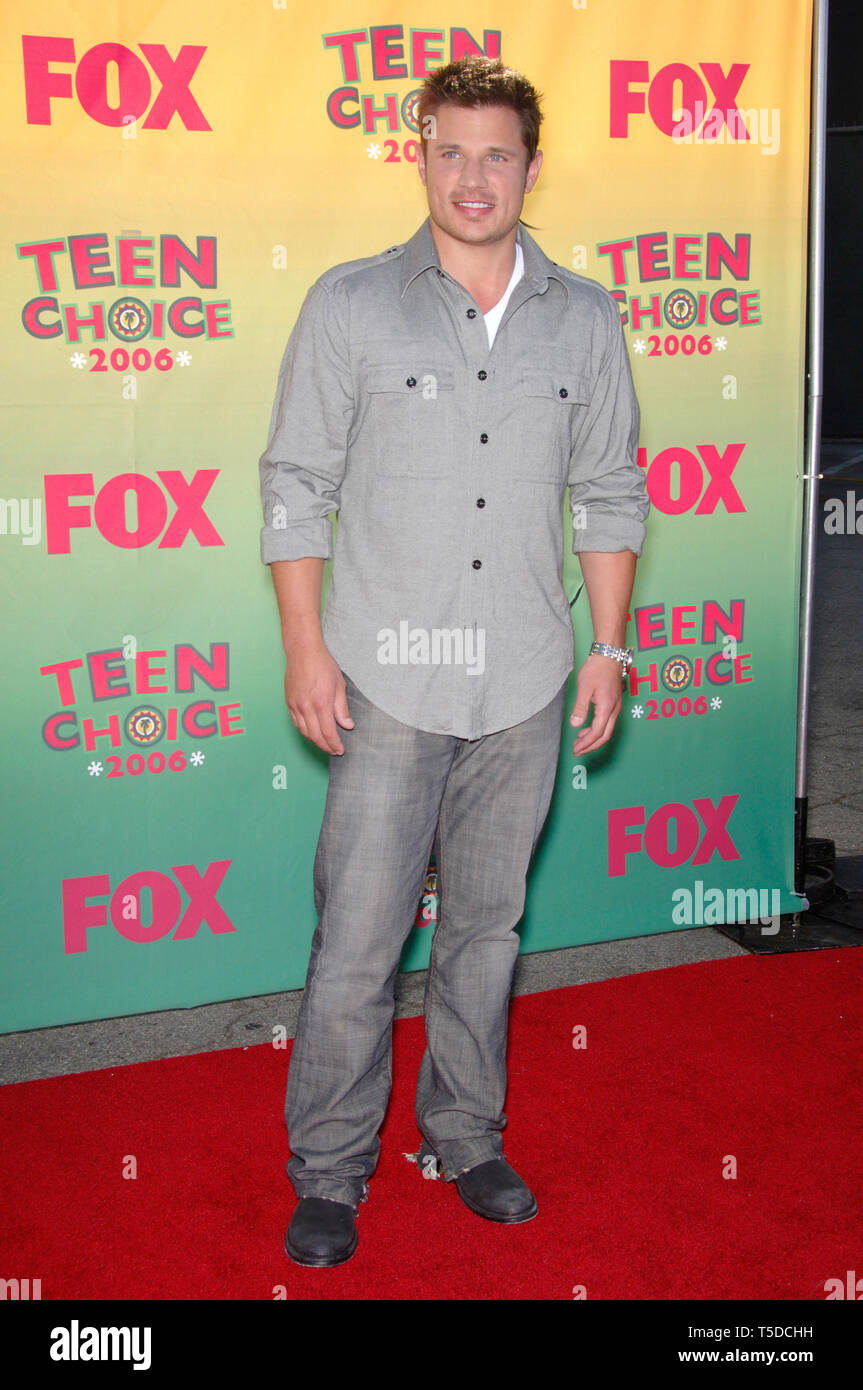 LOS ANGELES, CA. August 20, 2006: Singer NICK LACHEY at the 2006 Teen ...