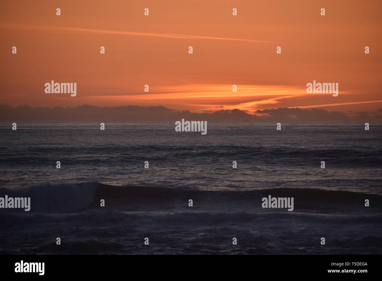 Oregon coast sunset in sequence from same vantage point Stock Photo - Alamy