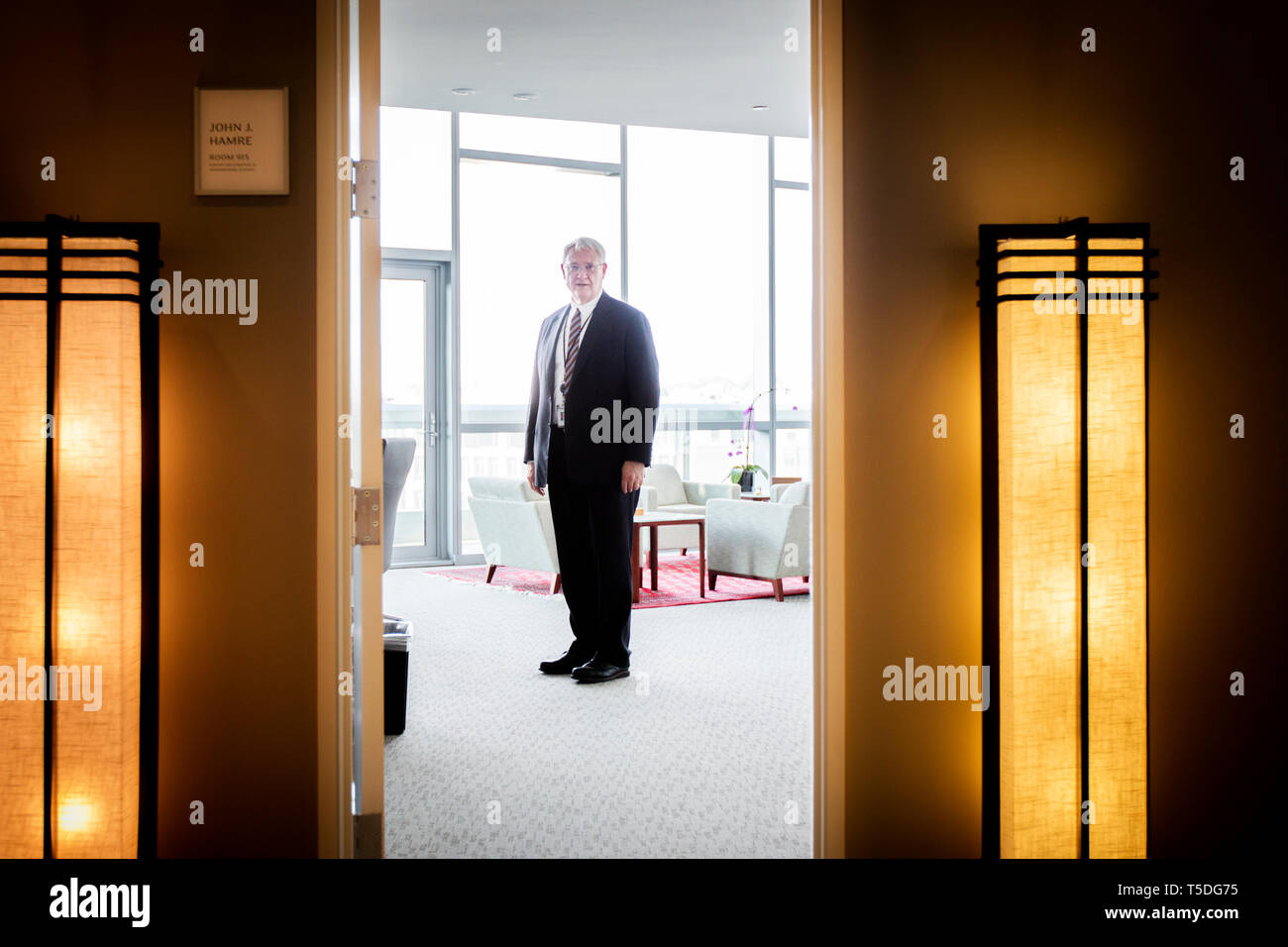 Center of strategic hi-res stock photography and images - Alamy
