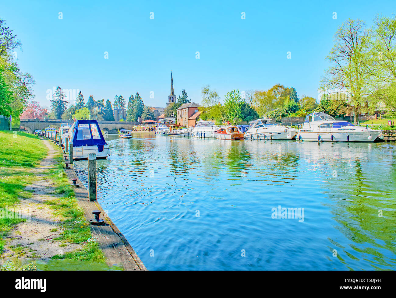 Wallingford Bridge High Resolution Stock Photography and Images - Alamy
