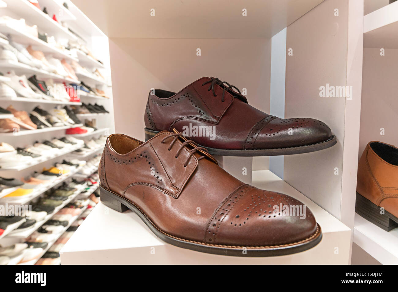 Male shoes hi-res stock photography and images - Alamy