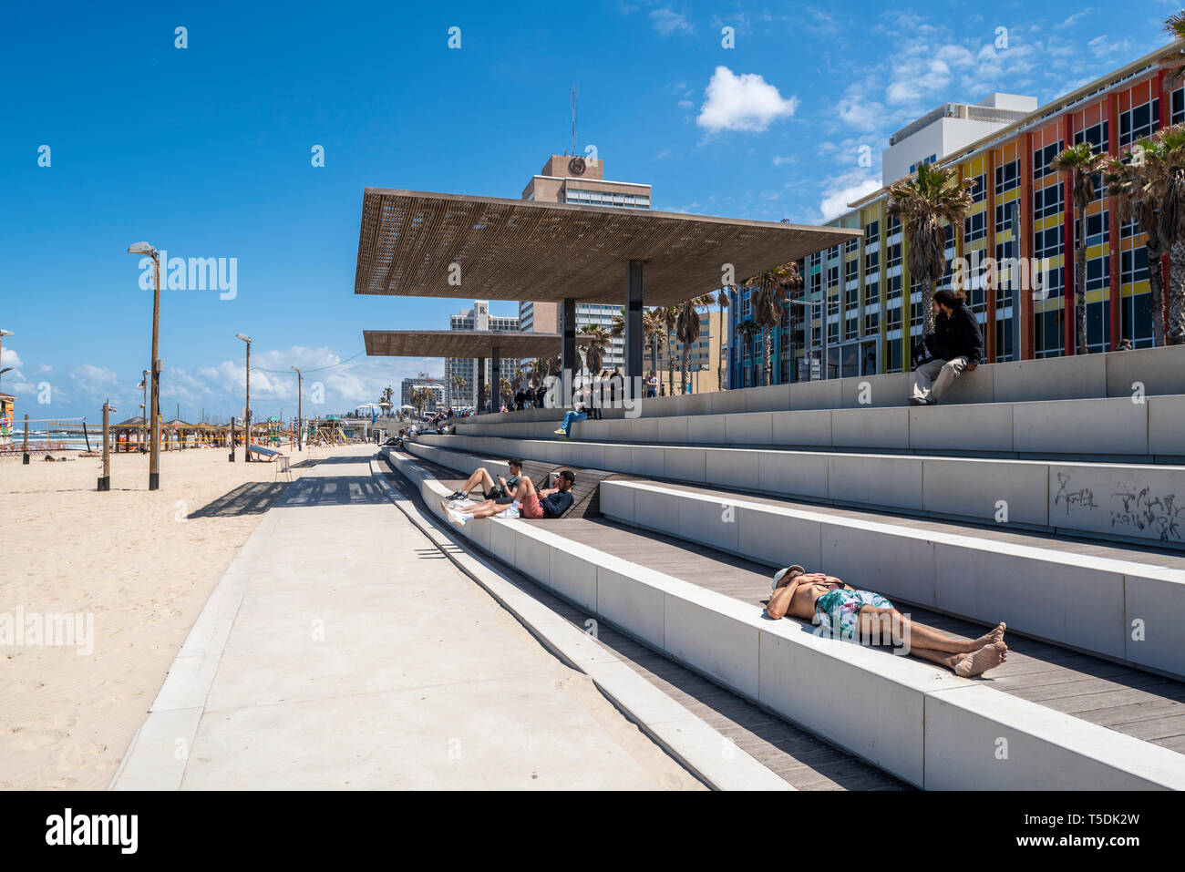 Israel, Tel Aviv-Yafo - 22 April 2019: The new Tayelet - Central Beach ...