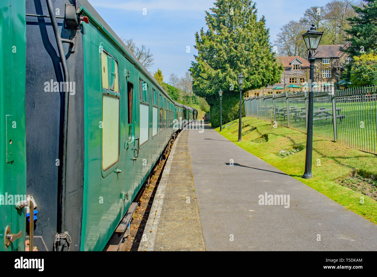 Green steam train hi-res stock photography and images - Alamy
