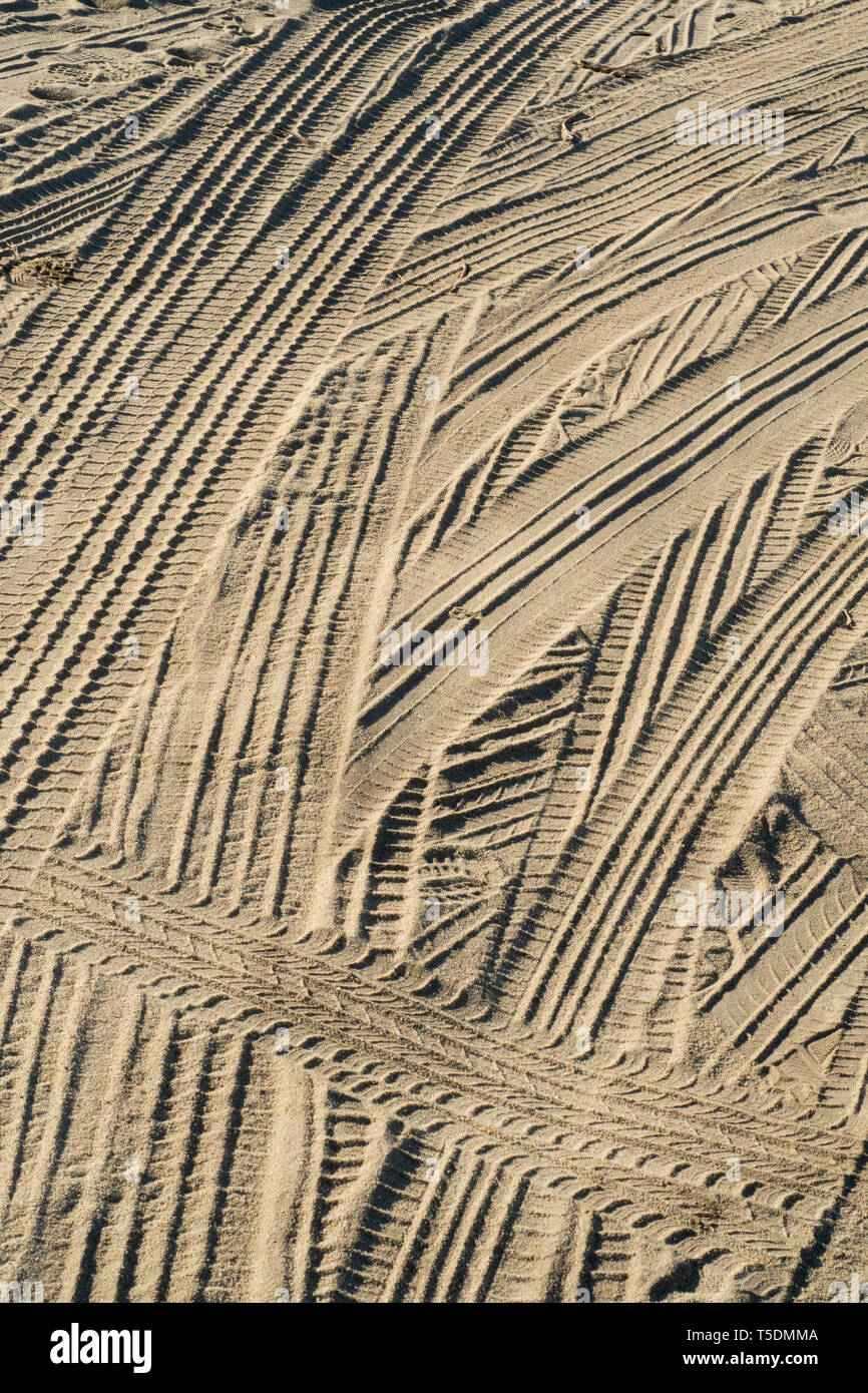 Tire tracks road wheels hi-res stock photography and images - Alamy