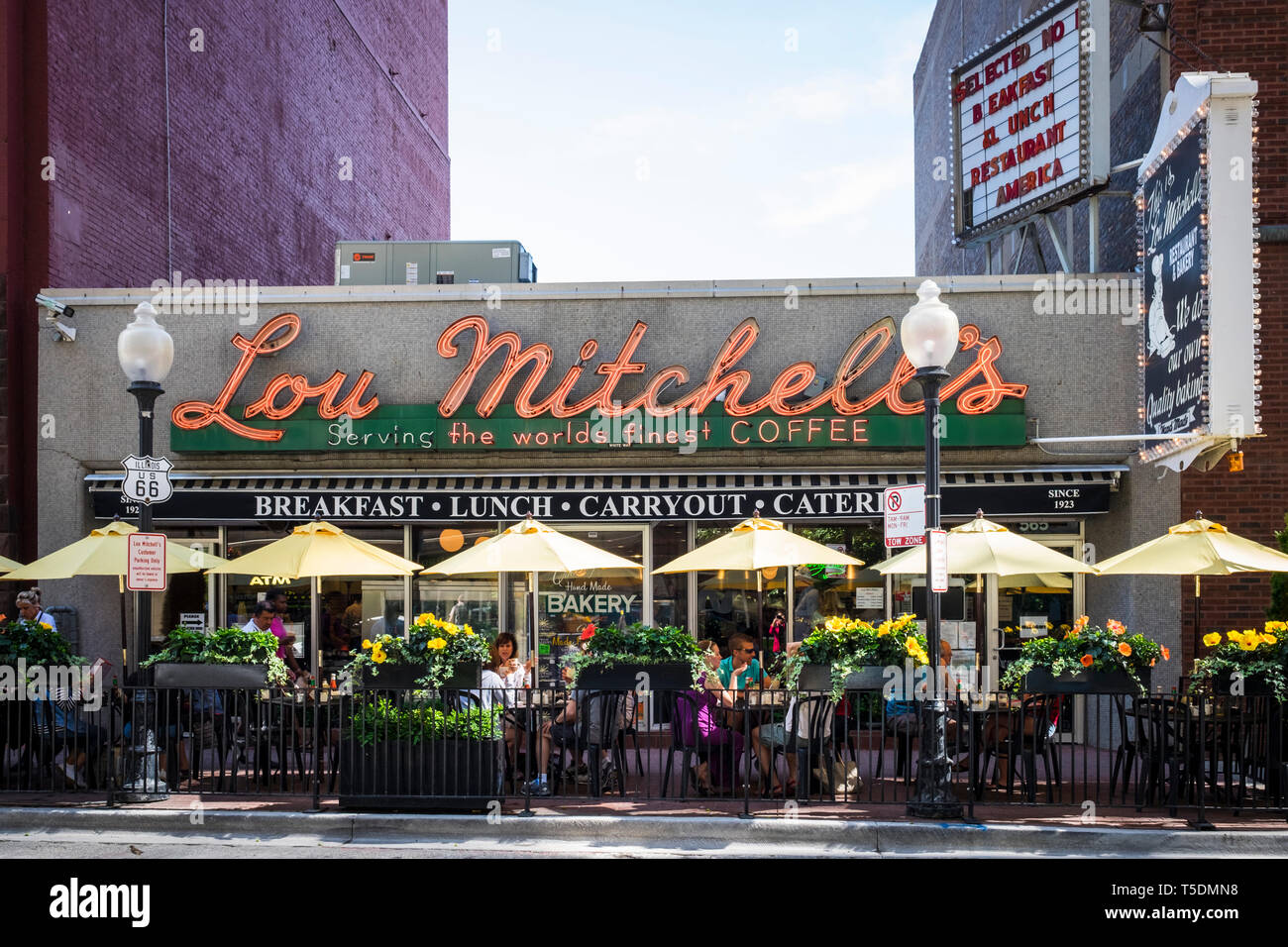 Exterior of the popular Lou Mitchell's Restaurant in Downtown Chicago ...