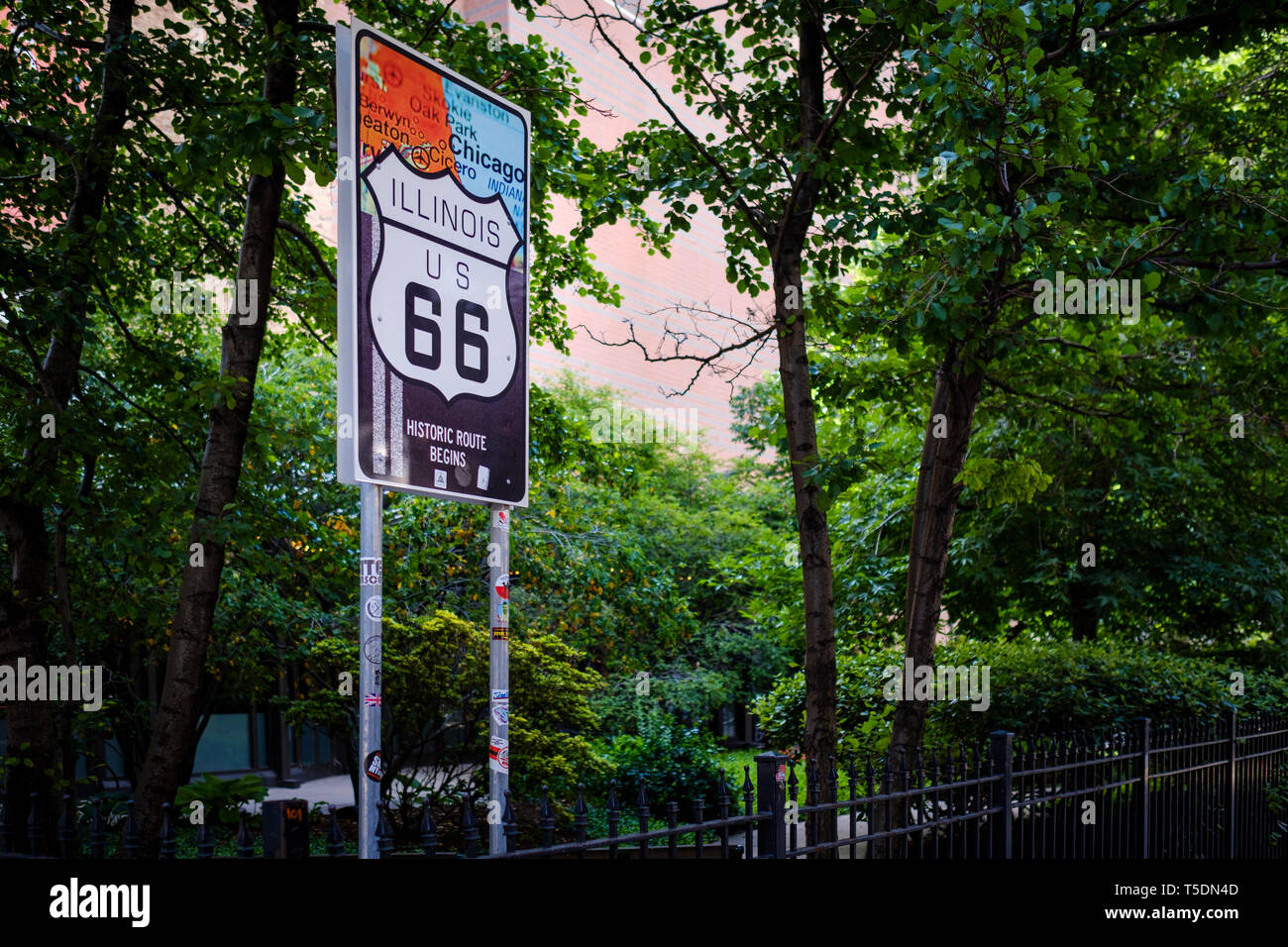 Iconic Route 66 starting sign in Downtown Chicago Stock Photo - Alamy