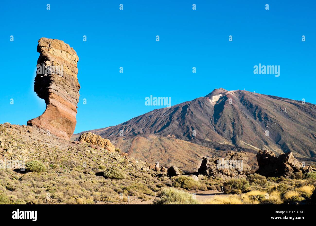 Roque Cinchado off Volcano Teide, Los Roques de Garcia, Teide National ...