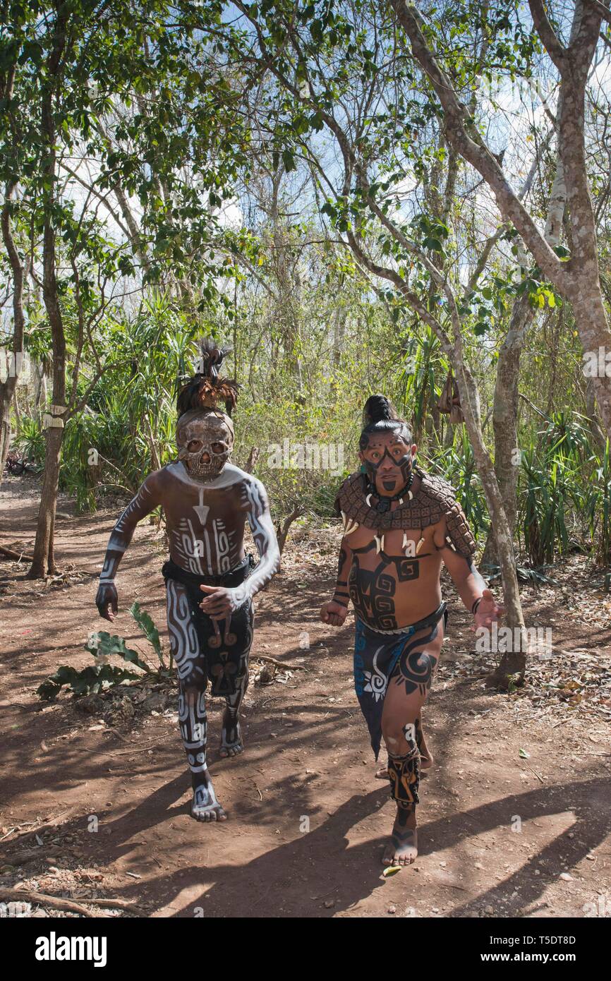 Maya tribe people mexico hi-res stock photography and images - Alamy