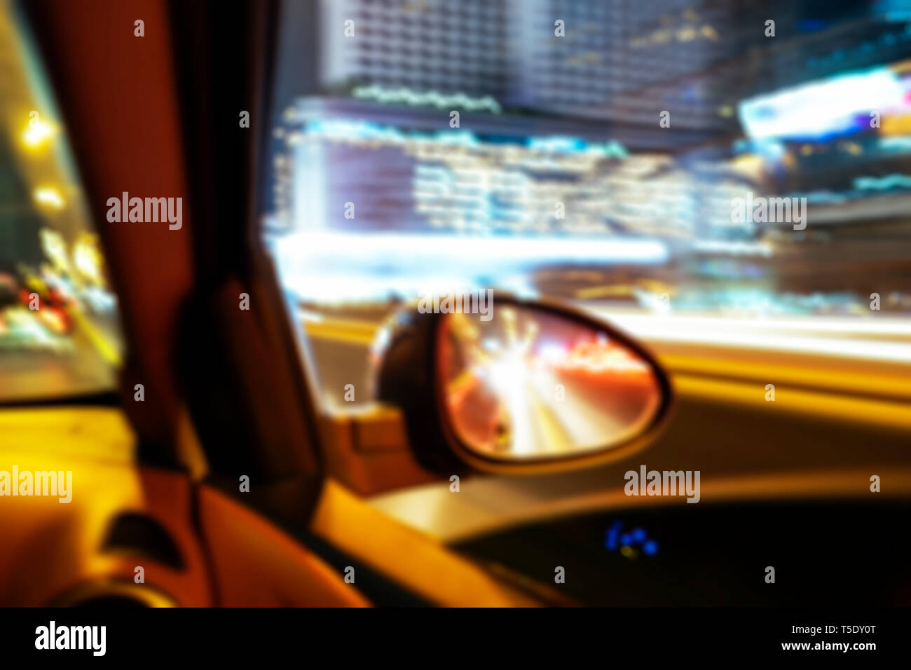 White car side mirror hi-res stock photography and images - Alamy