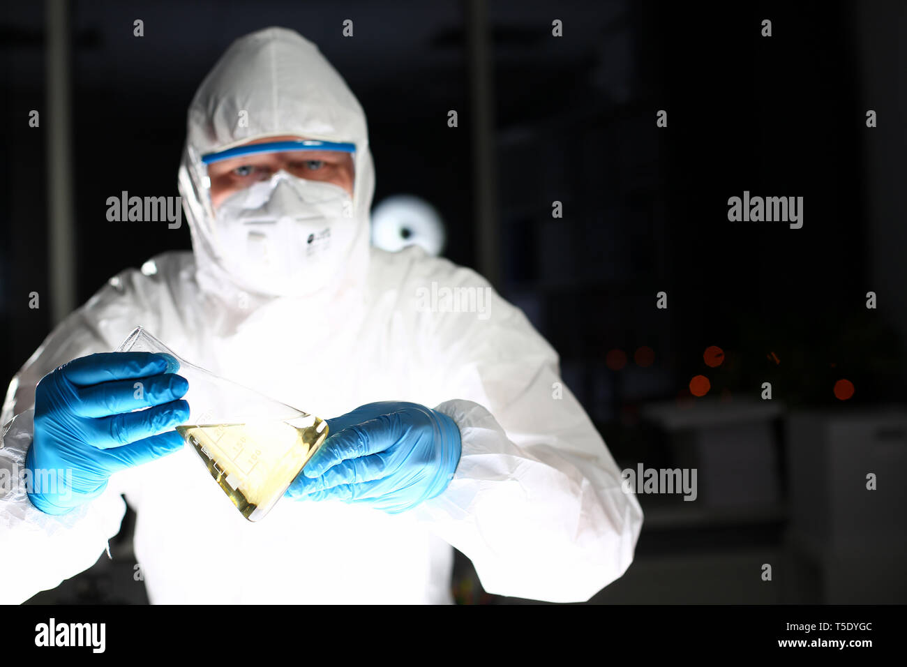 Laboratory Man Working Science Liquid Experiment Stock Photo - Alamy