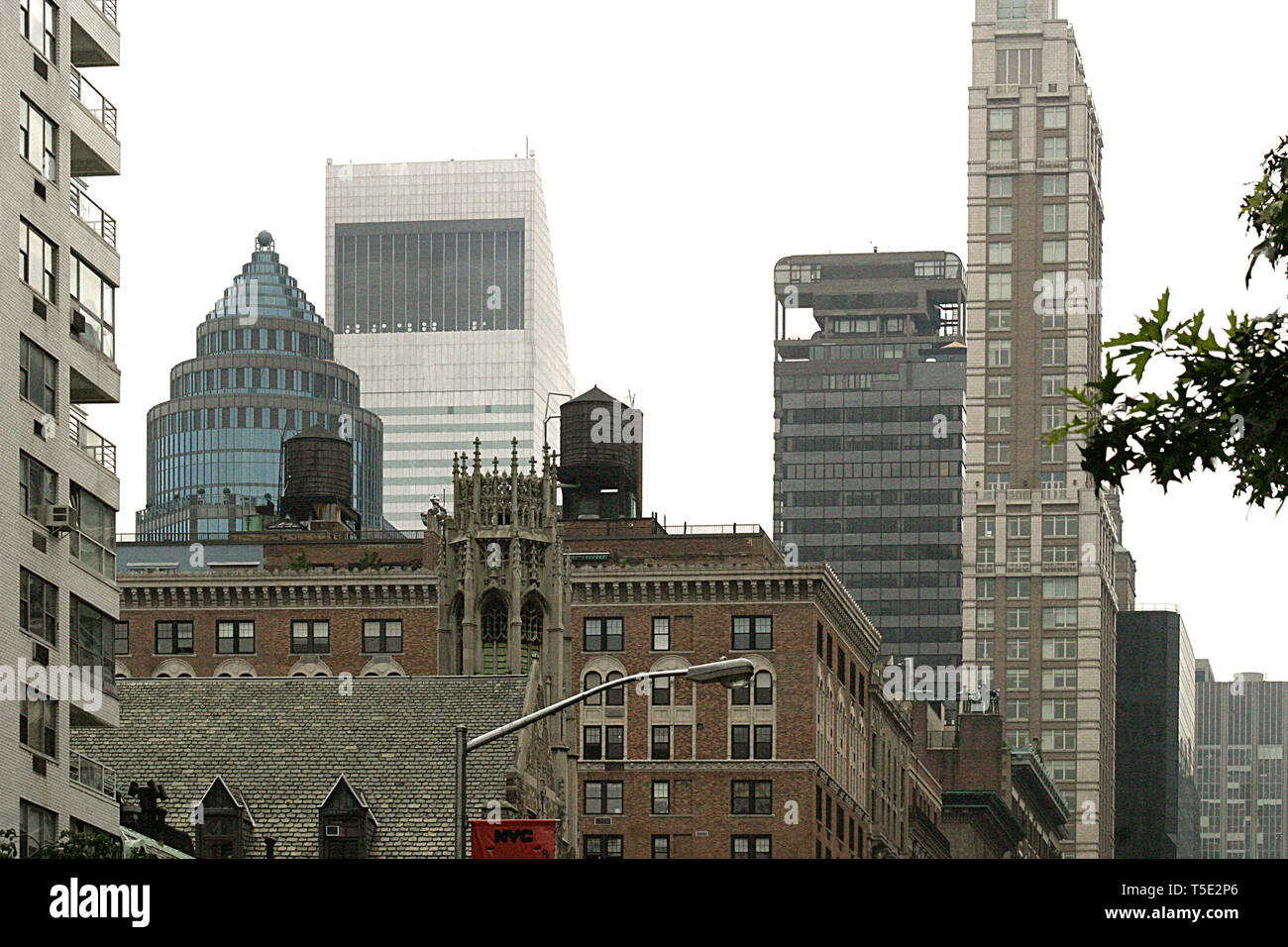 Cylindrical buildings hi-res stock photography and images - Alamy