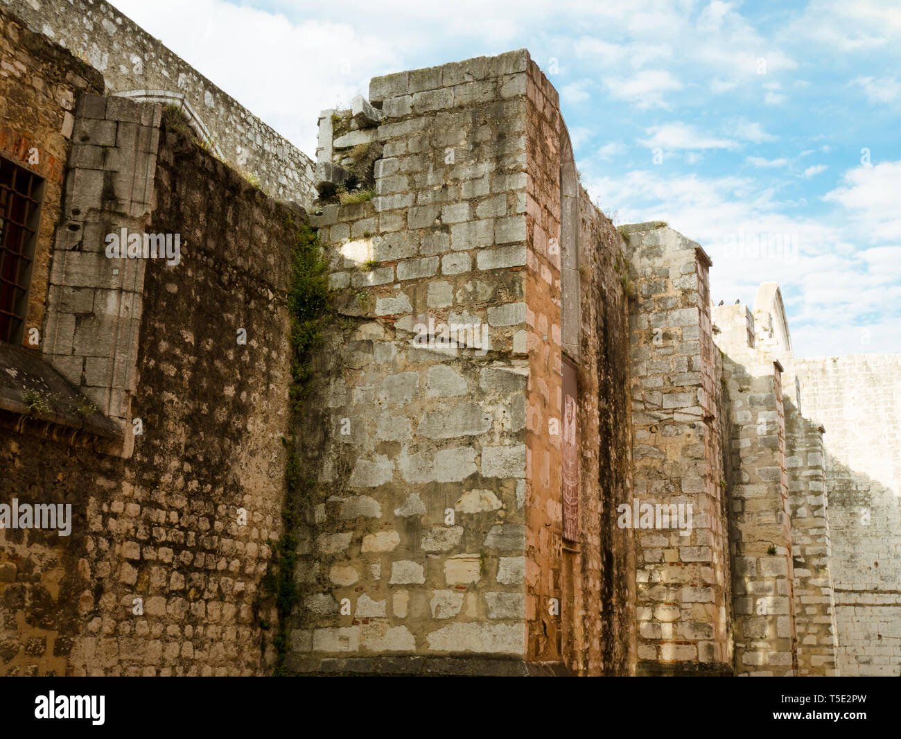 Lisboa architecture hi-res stock photography and images - Alamy