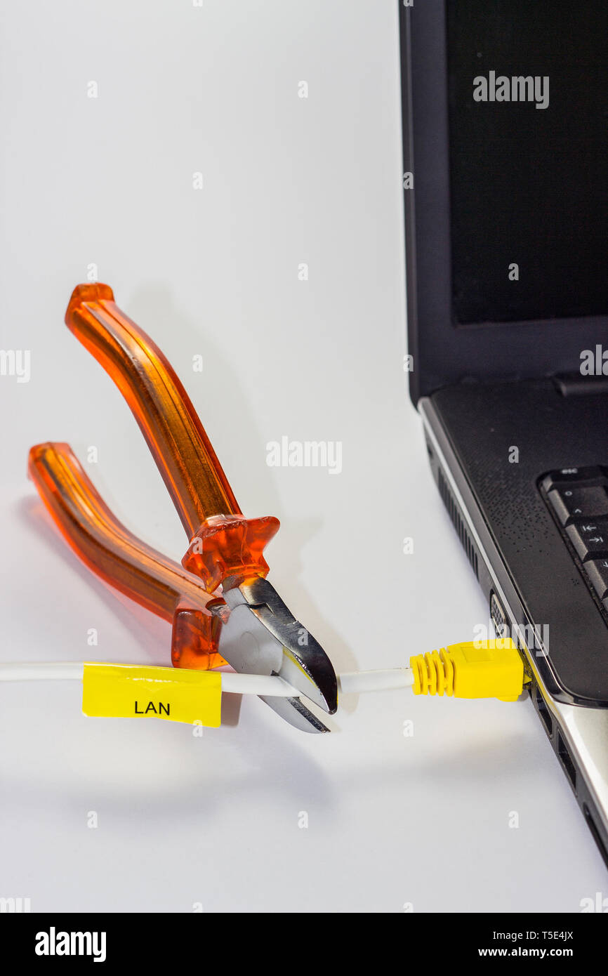 Cable cutter hi-res stock photography and images - Alamy