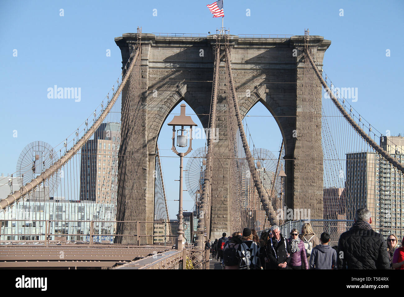People walking on Brooklyn Bridge, New York, USA Stock Photo - Alamy
