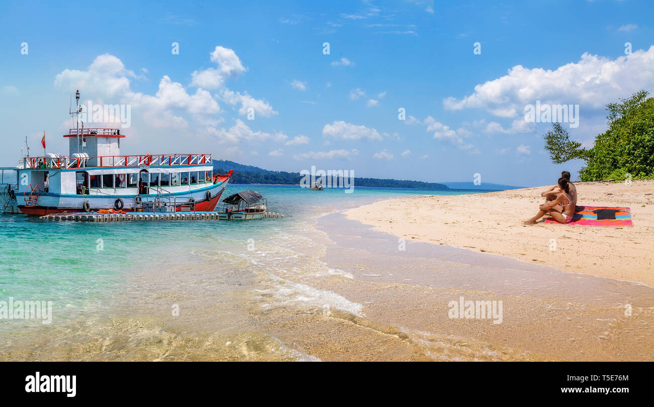 North Bay island sea beach Andaman with view of tourist speed boat and ...