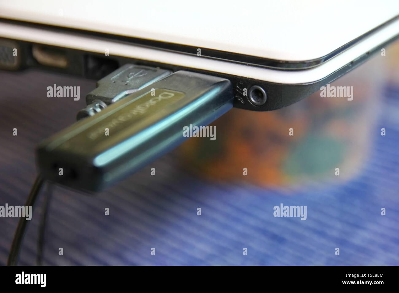 Labtop hi-res stock photography and images - Alamy