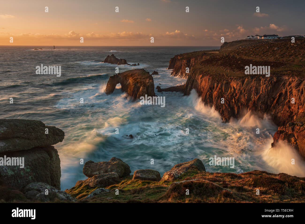 Rough sea lands end hi-res stock photography and images - Alamy