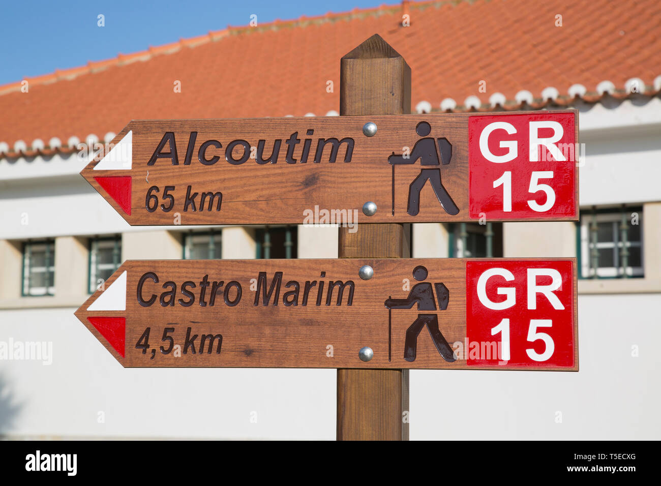 Algarve trekking hi-res stock photography and images - Alamy