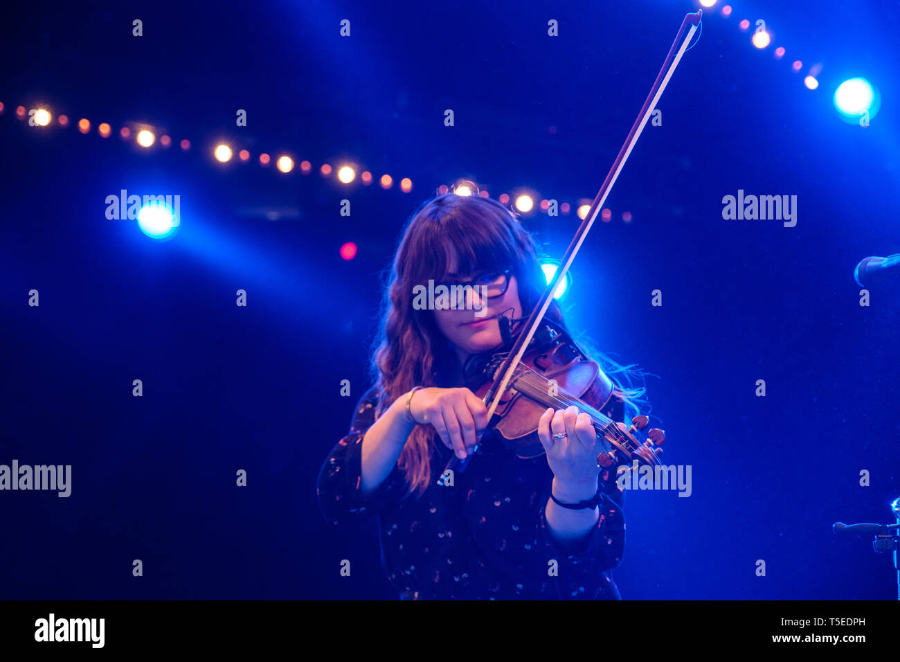 Sara watkins hi-res stock photography and images - Alamy