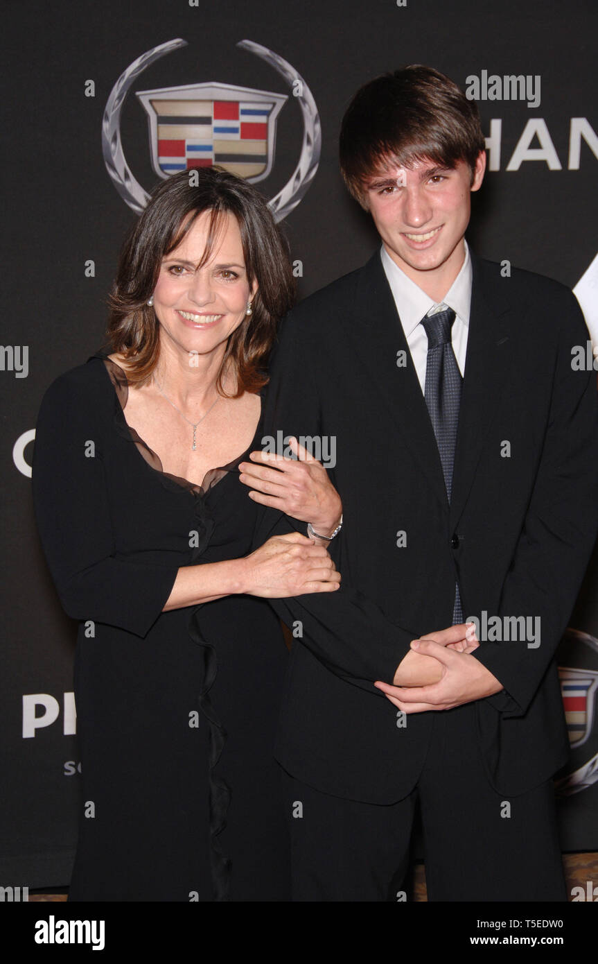 Sally field son sam hi-res stock photography and images - Alamy