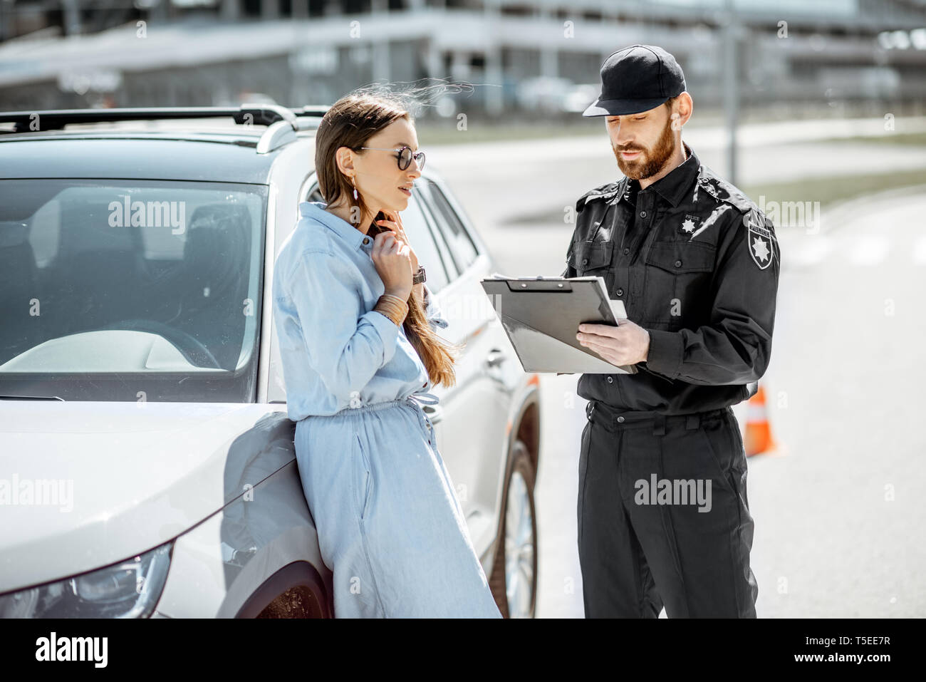 Police issuing ticket driver hi-res stock photography and images - Alamy