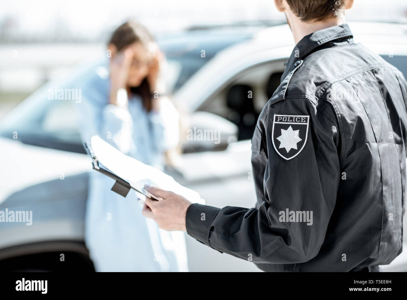 Police issuing a fine hi-res stock photography and images - Alamy