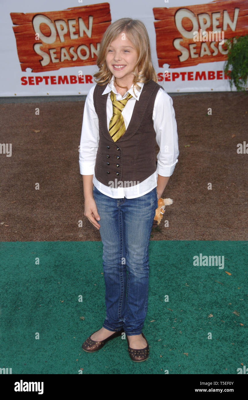 LOS ANGELES, CA. September 25, 2006: Actress CHLOE MORETZ at the Los ...