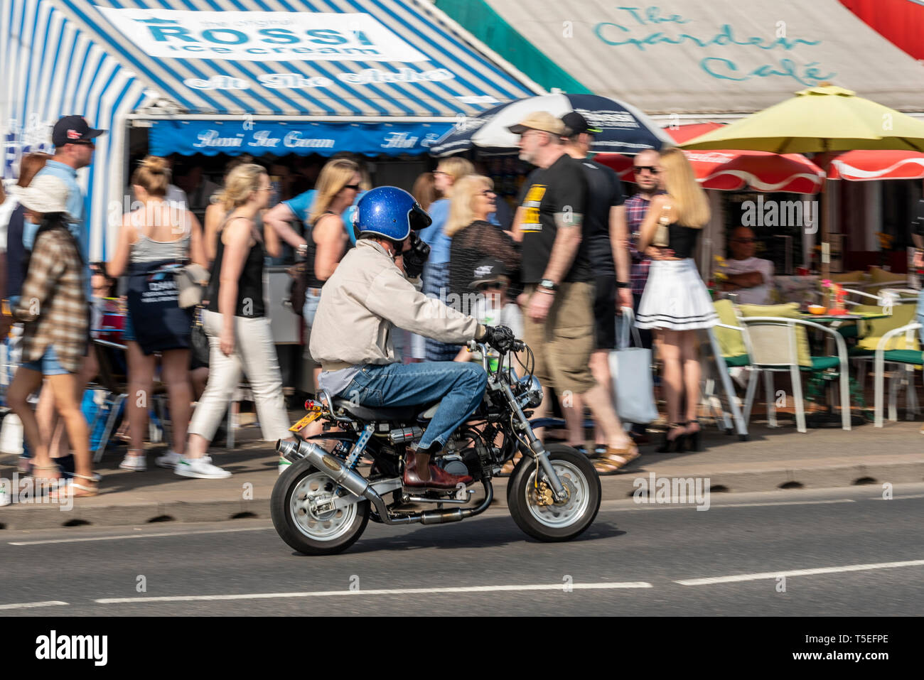Monkey bike hi-res stock photography and images - Alamy