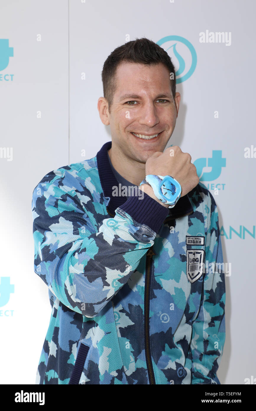 10th Annual Thirst Project Los Angeles Walk for Water at the Hollywood ...