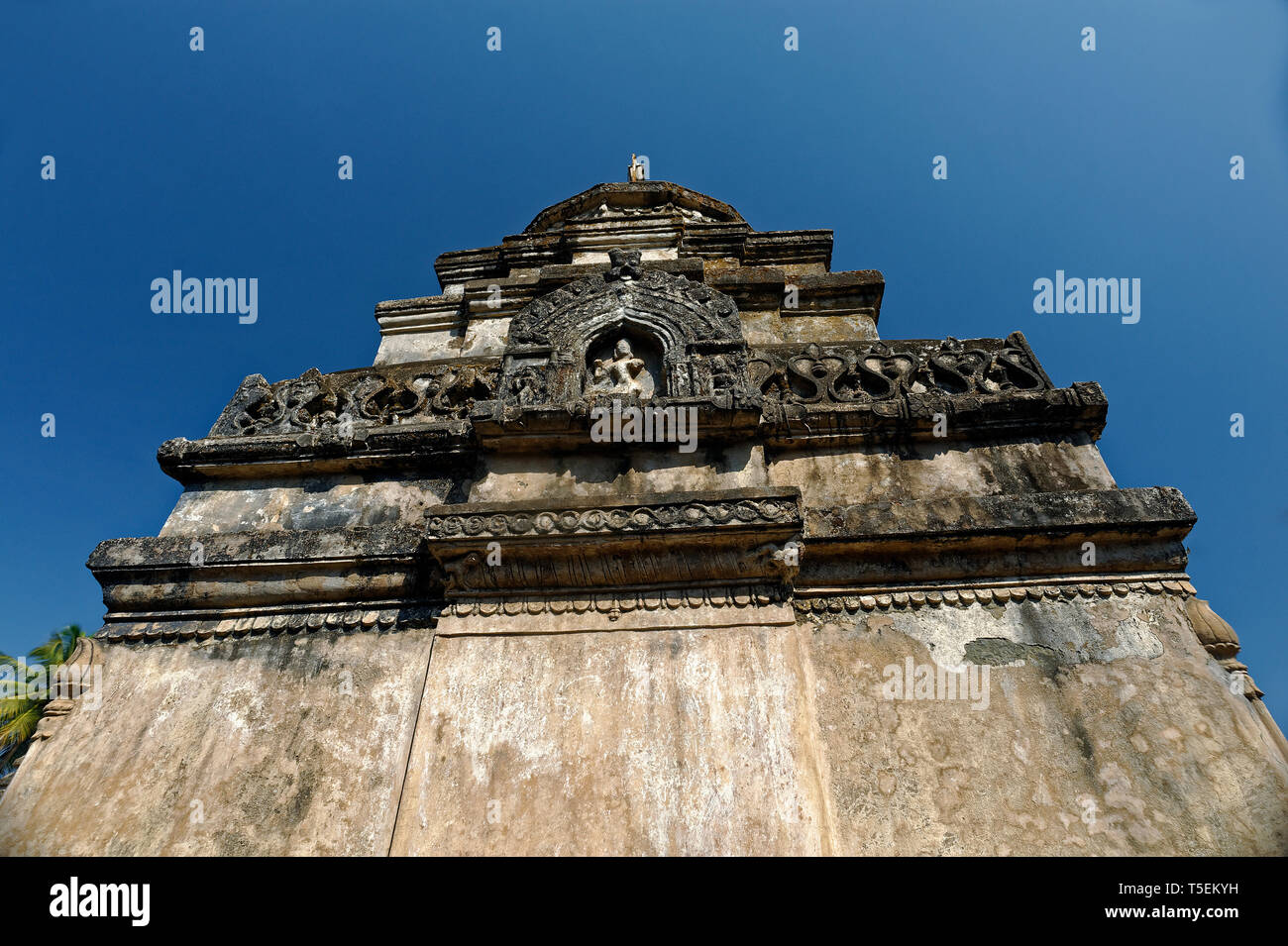 Sikhara of a Hindu temple Stock Photo - Alamy