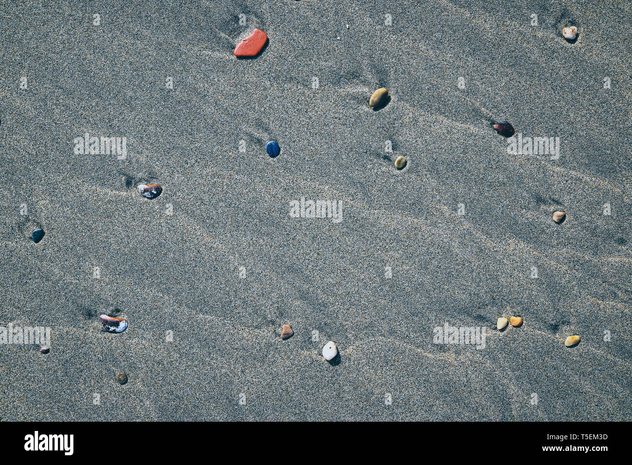 Wet pebble photo hi-res stock photography and images - Alamy