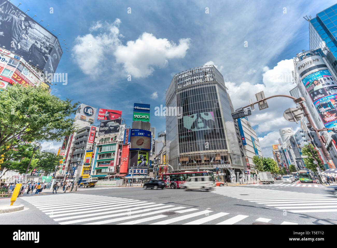 Tokyo shibuya ward august hi-res stock photography and images - Alamy