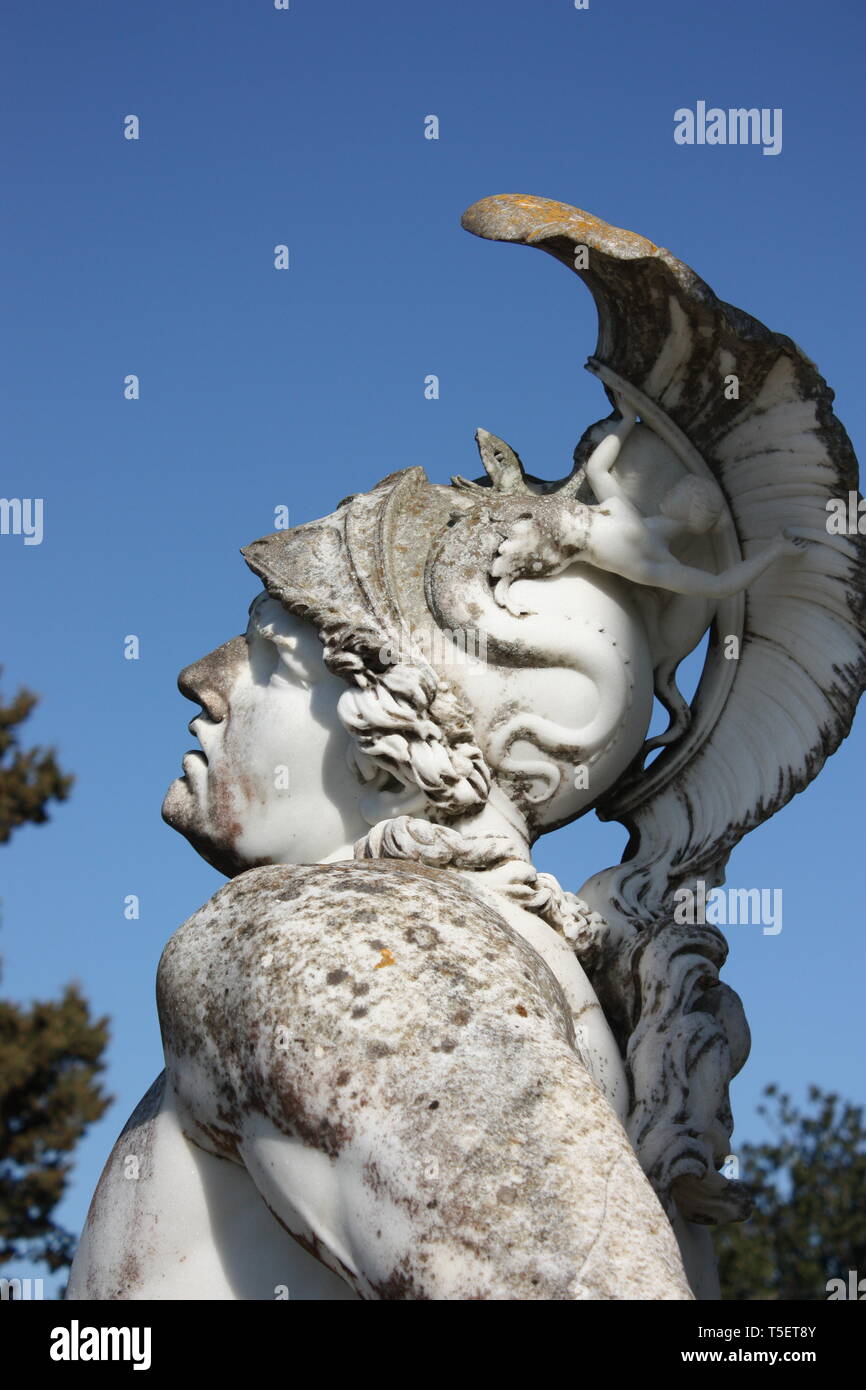 Dying achilles statue hi-res stock photography and images - Alamy