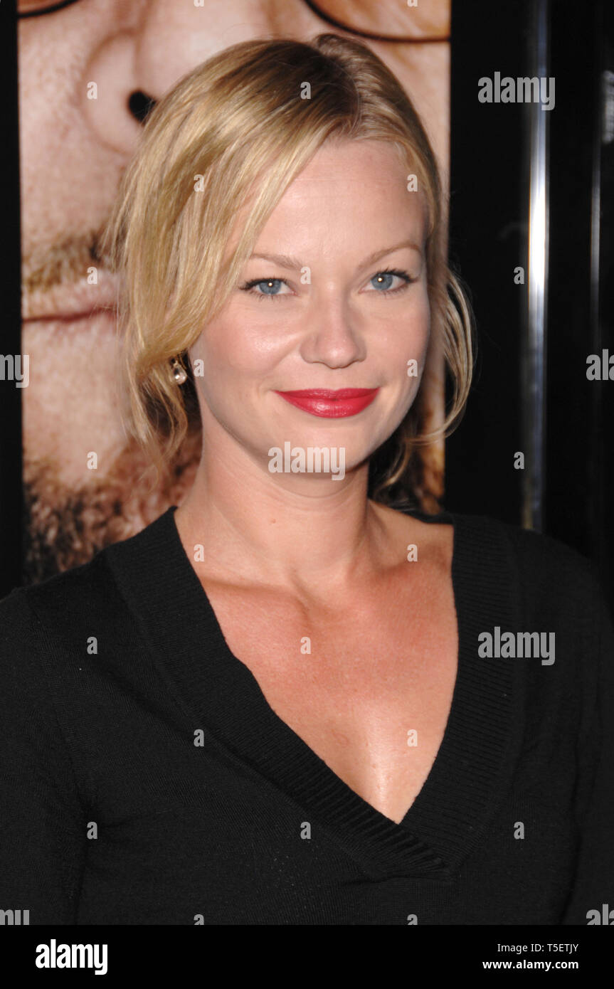 LOS ANGELES, CA. October 05, 2006: Actress SAMANTHA MATHIS at an ...