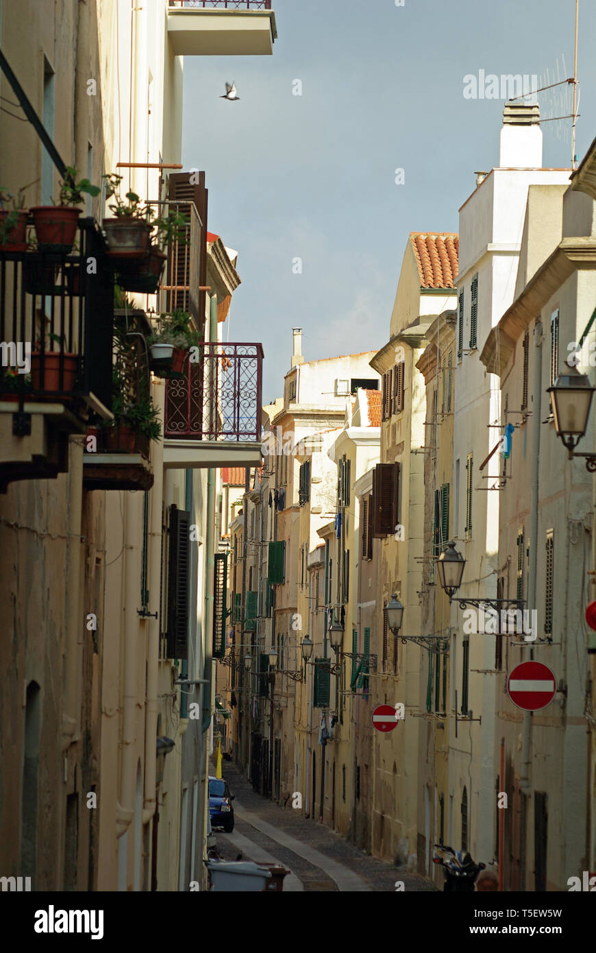 Alghero, Sardinia, Italy. Old town center Stock Photo - Alamy
